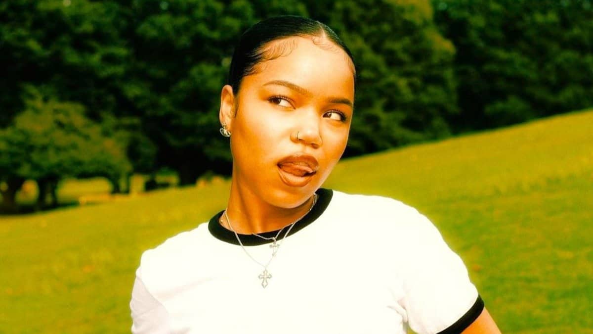 Aáyanna: R&B Sensation Unveils Debut EP 'Don't Look Back'